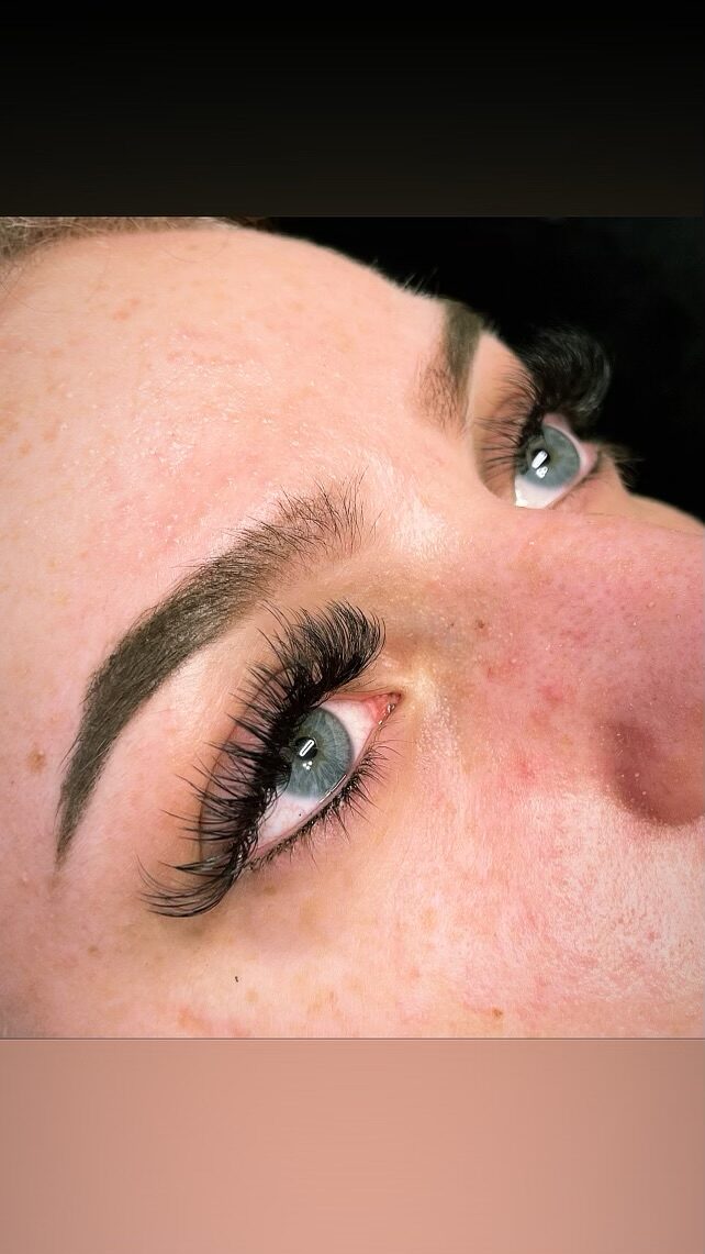 Lashes - Beauty By Hay